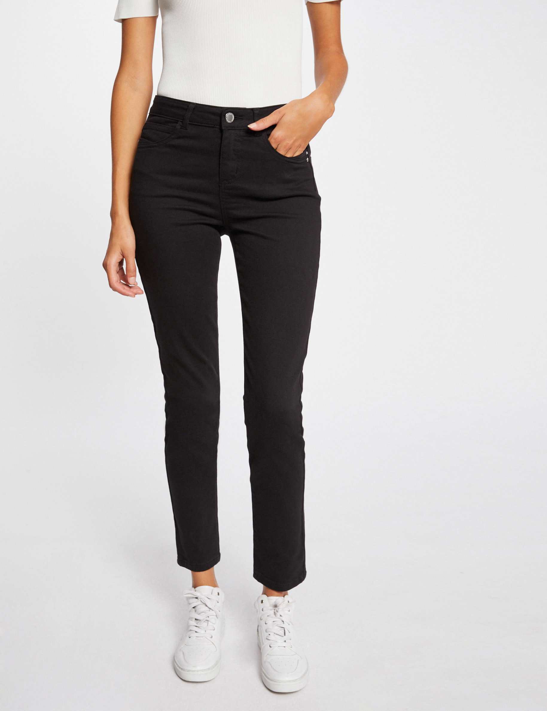 Slim standard-waisted trousers black women | Morgan